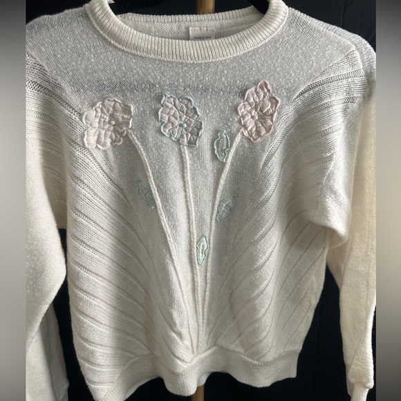 Sweaters | Vintage 8s Or 90s Made In Italy Sweater Flower Bead Appliqu ...